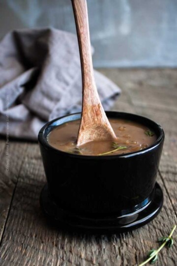 Onion Gravy with Dark Ale
